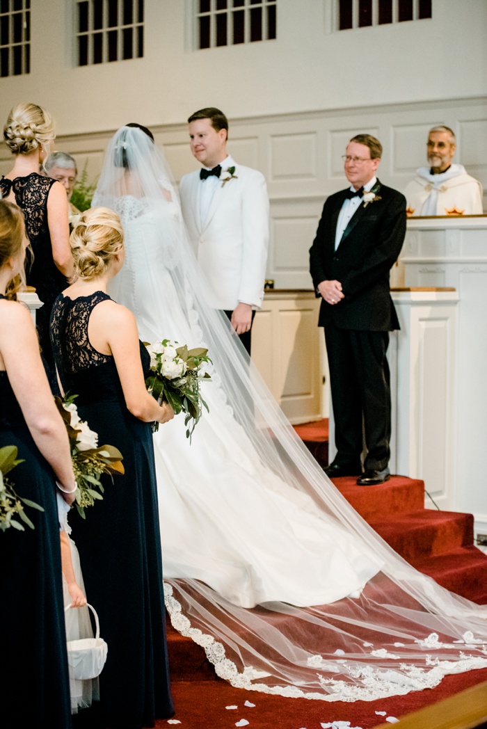 Southern Wedding Ideas | Lindsay and Robert